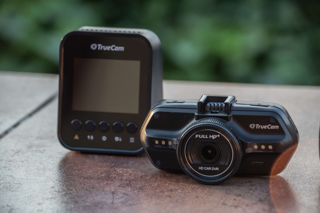 Recenze: autokamera TrueCam H25 GPS 4K